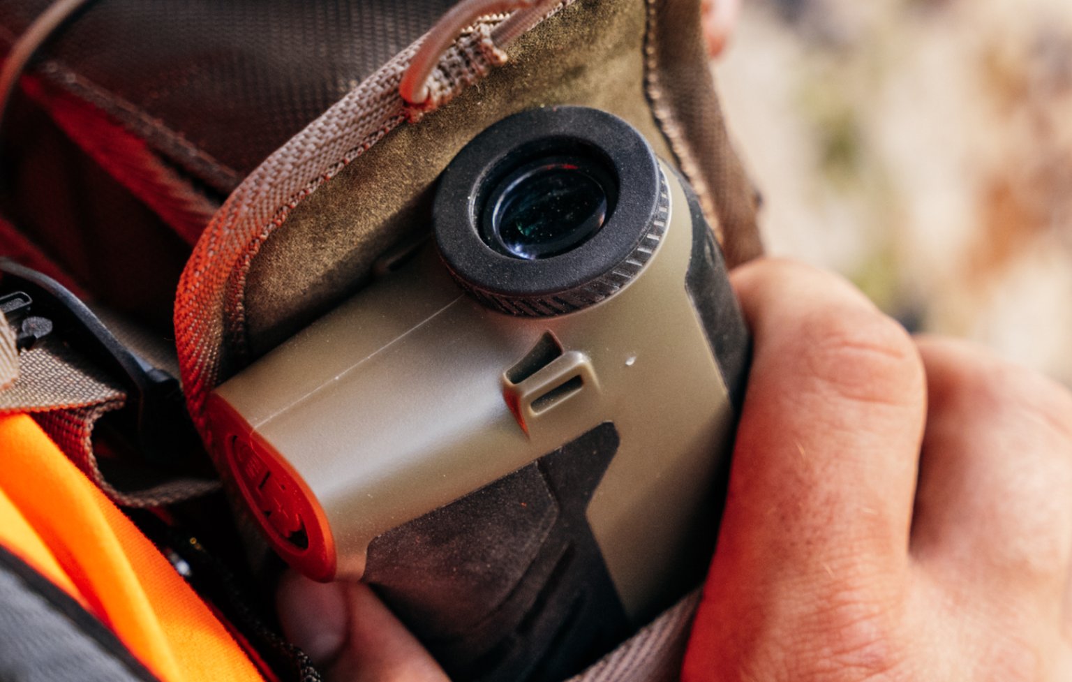 R5 2000 Laser Rangefinder | Bushnell